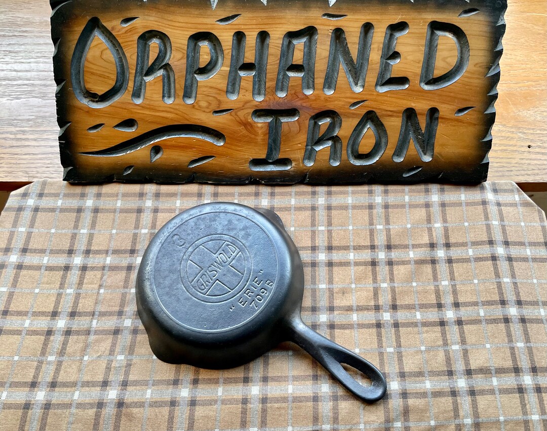Griswold 3 Slant Erie Logo Cast Iron Skillet - Etsy