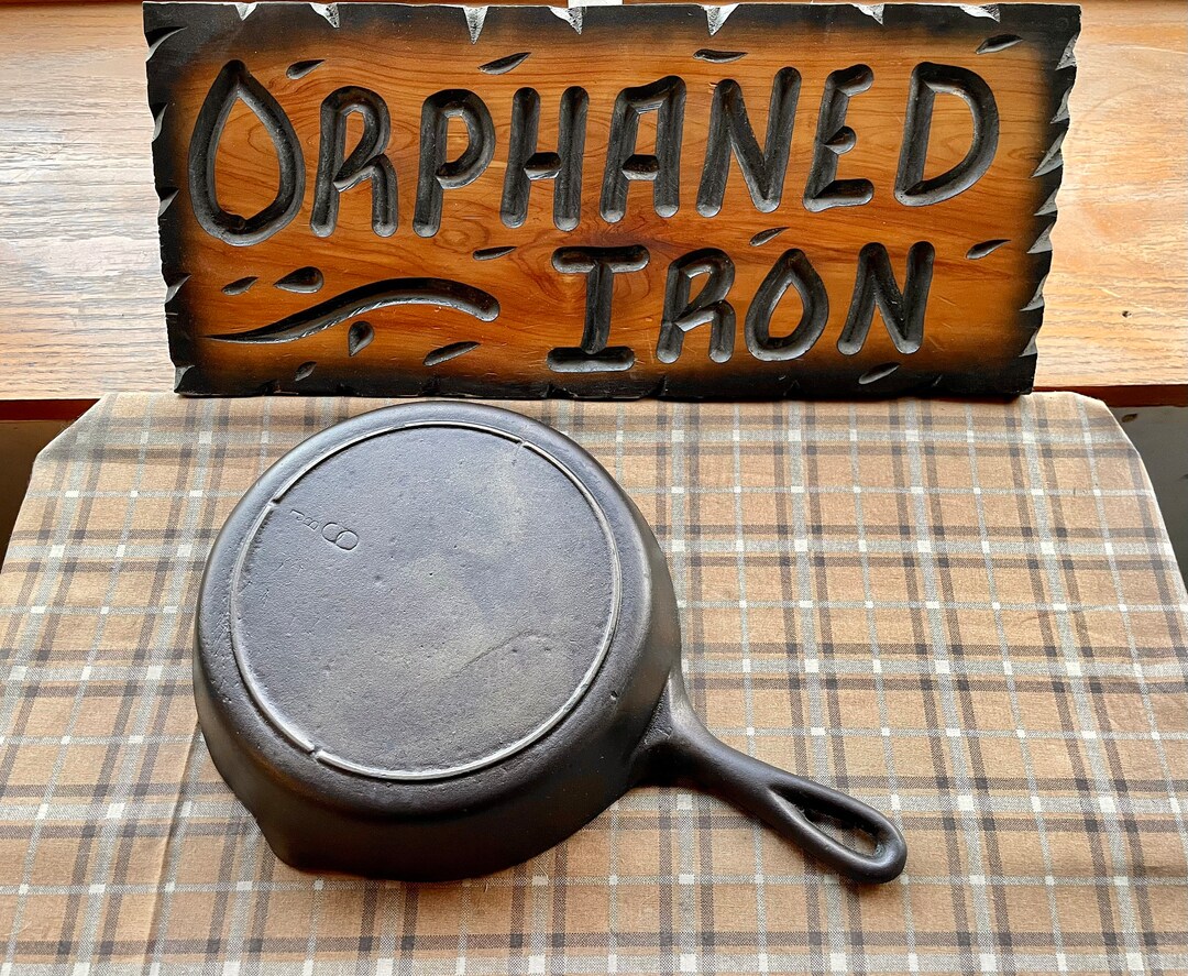 3-notch Vintage Lodge #6 Cast Iron Skillet - Etsy