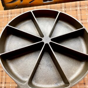 BSR Divided Cornbread Cast Iron Skillet - Etsy
