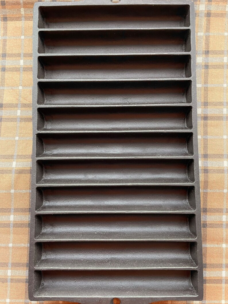 Vintage Unmarked Cast Iron Breadstick Pan - Etsy