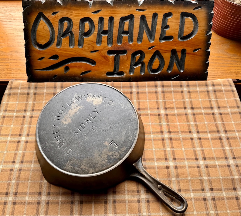 Rare! Sidney Hollow Ware #7 Cast Iron Skillet - Etsy