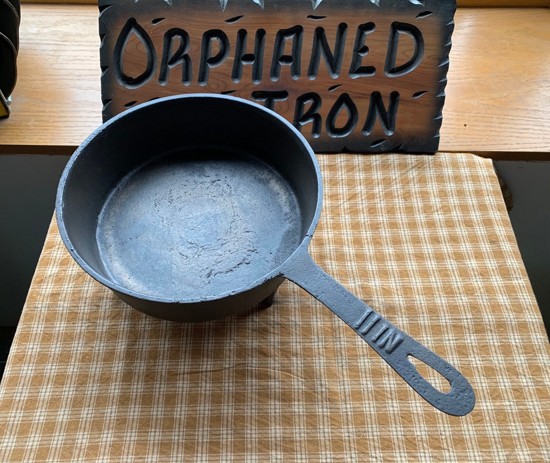 1800s Spider 11 Footed Cast Iron Skillet - Etsy