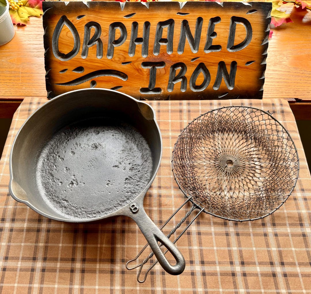 Vintage Raised #8 Cast Iron Chicken Fryer With Collapsible Steel Fryer ...