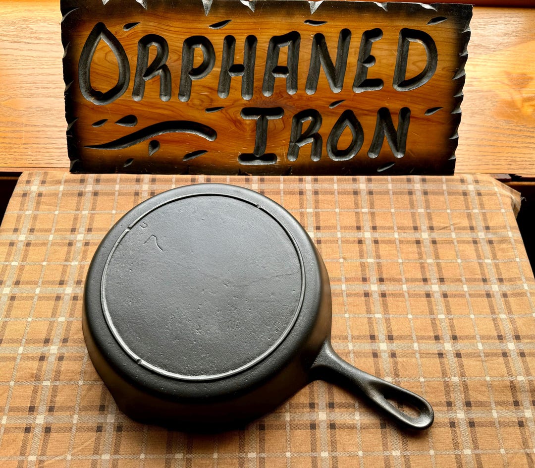 3-notch Lodge #7 Cast Iron Skillet - Etsy