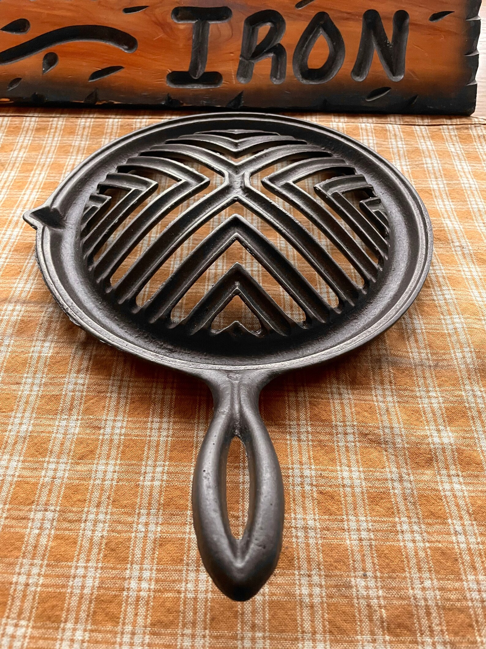 Rare 1800s Cast Iron Broiler Pan - Etsy