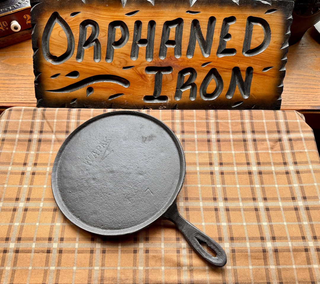 Rare! Wapak #7 “Z” Logo Cast Iron Hand Griddle - Etsy