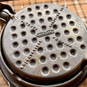 WOW! Rare Kwikbake Low Base Waffle Iron - Etsy