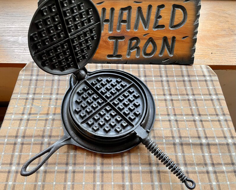 RARE Ozark 8 Low Base Waffle Iron - Etsy