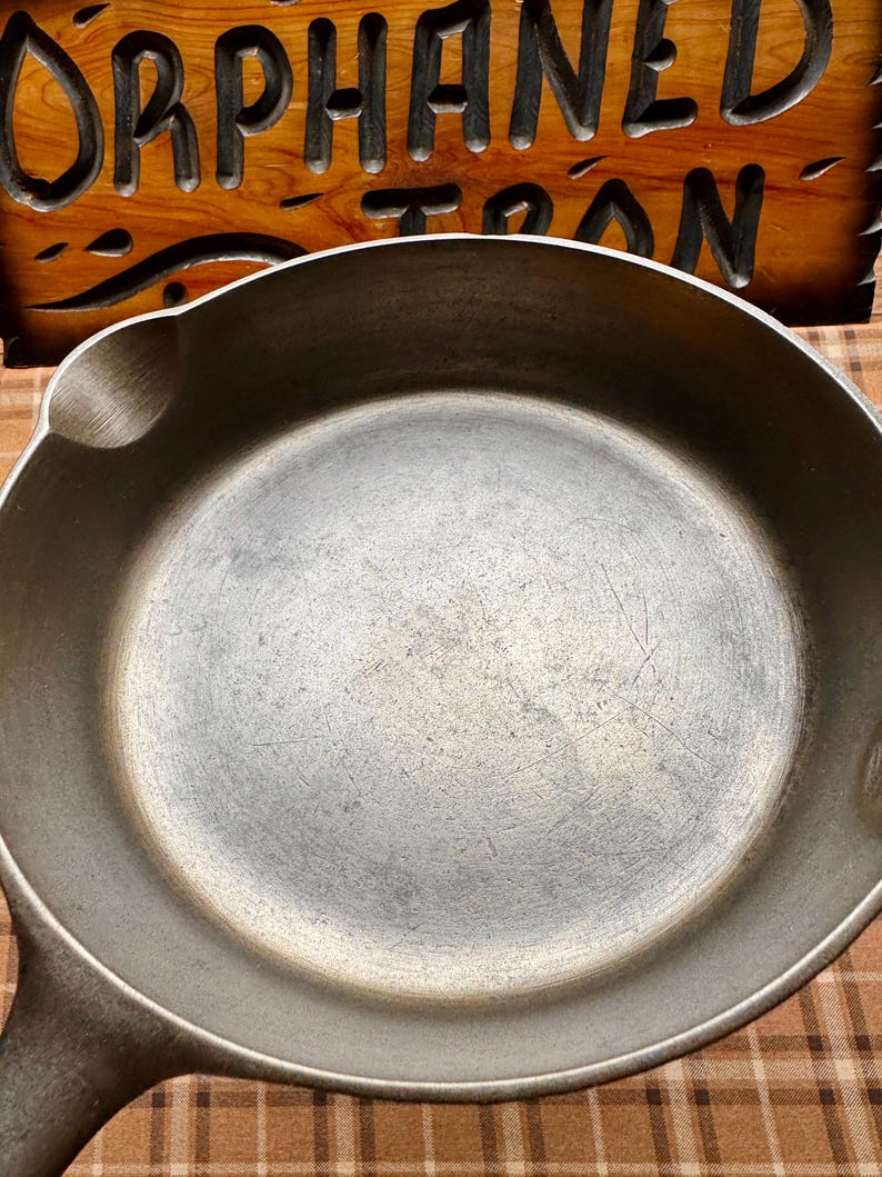 Griswold #5 Iron Mountain Cast Iron Skillet - Etsy