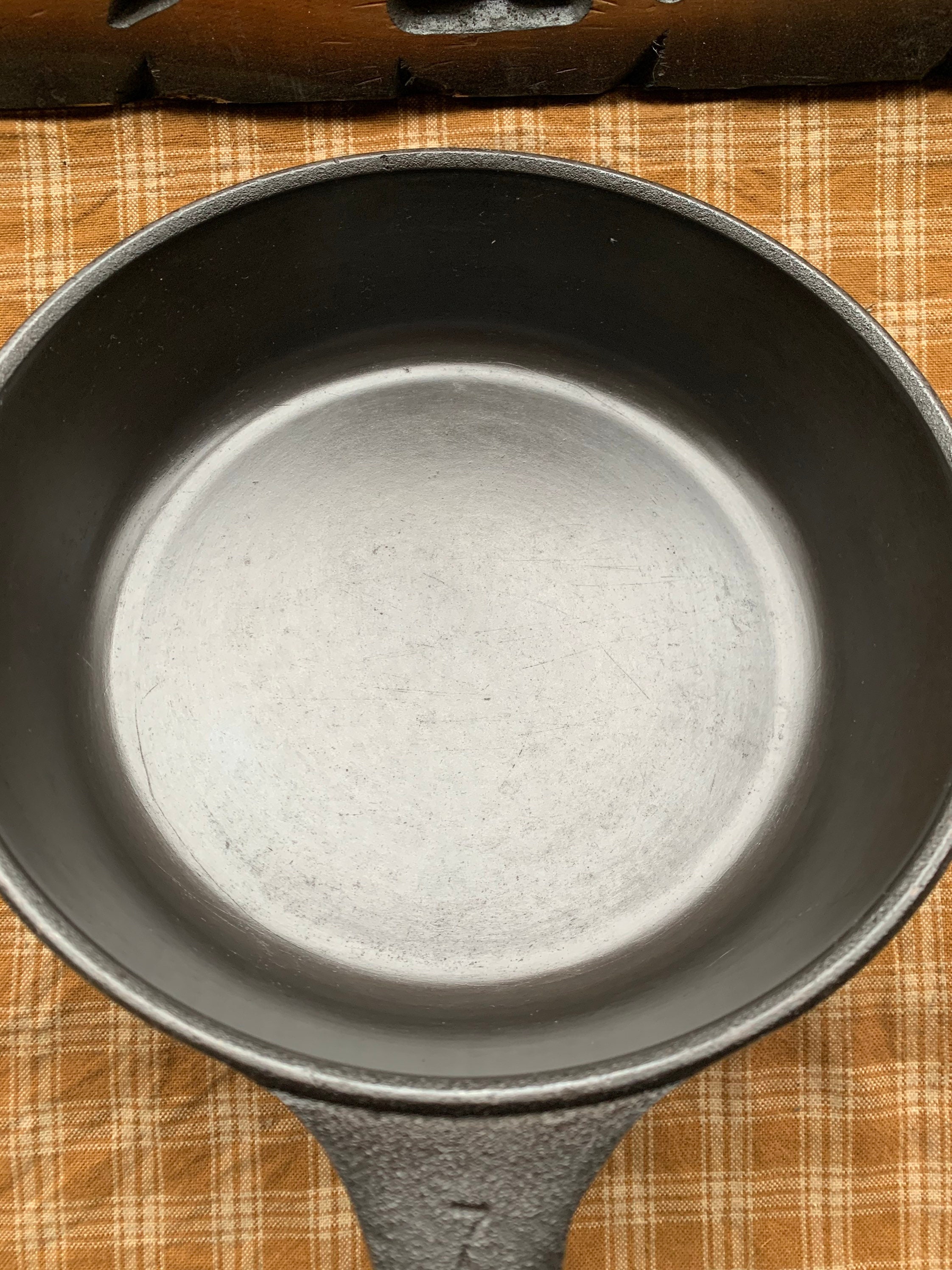 AB&I 7 Milled Bottom Cast Iron Skillet | Etsy