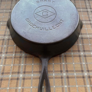 Smart #8 Canadian Cast Iron Skillet - Etsy