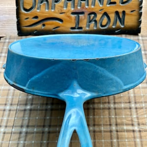 RARE! Favorite #12 Blue Enamel Smiley Logo Cast Iron Skillet - Etsy