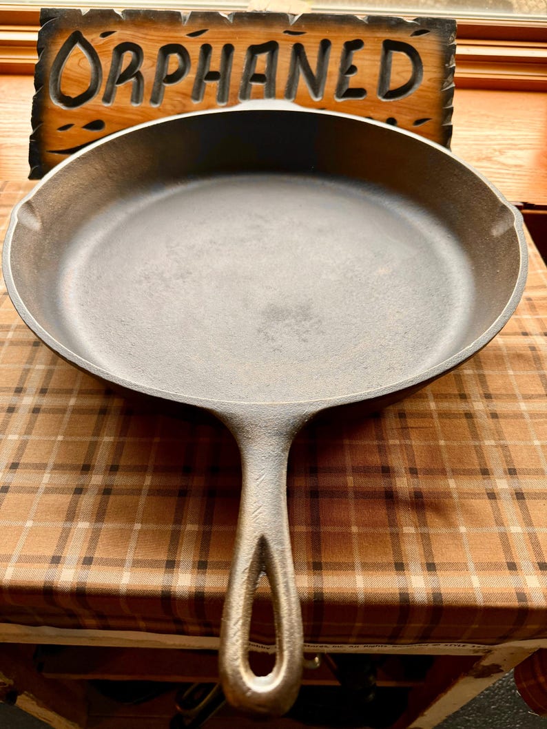 Wow! Vintage Lodge #14 Cast Iron Skillet MIU - Etsy