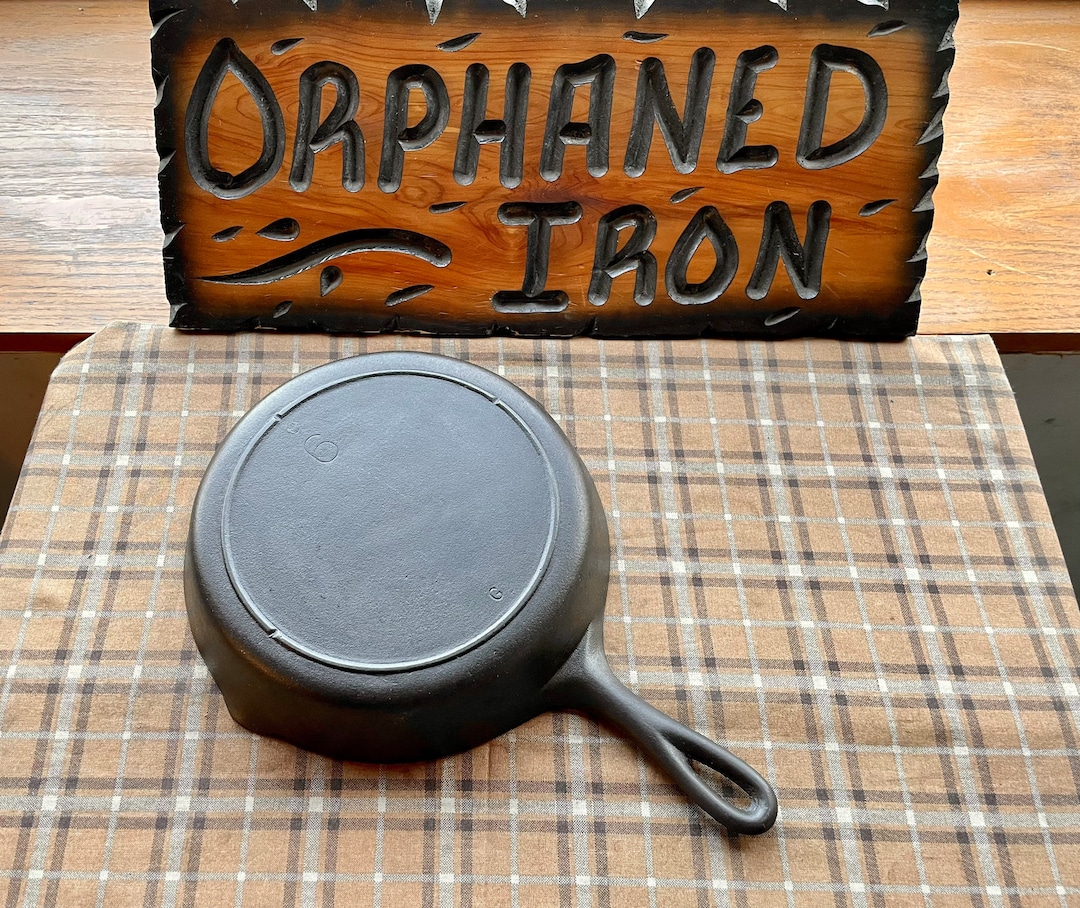 3-notch Lodge #6 Cast Iron Skillet - Etsy