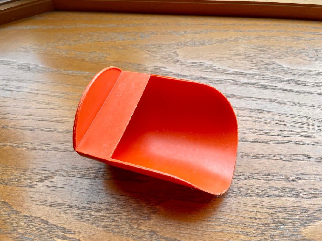 Vintage Tupperware Orange Rocker Hand Scoop - Etsy