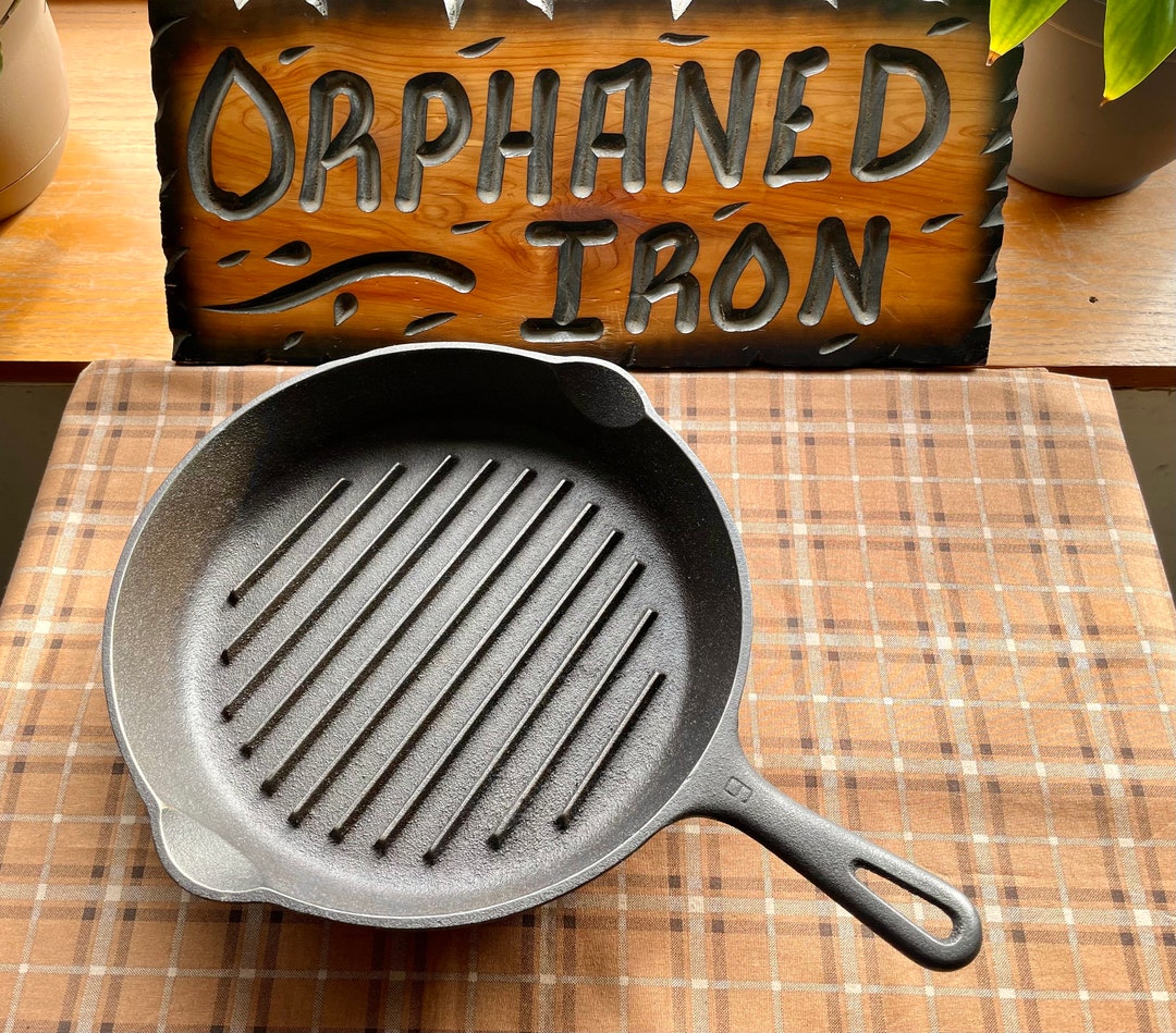 Wagner Ware #9 Stylized Logo Grill Pan Cast Iron Skillet - Etsy