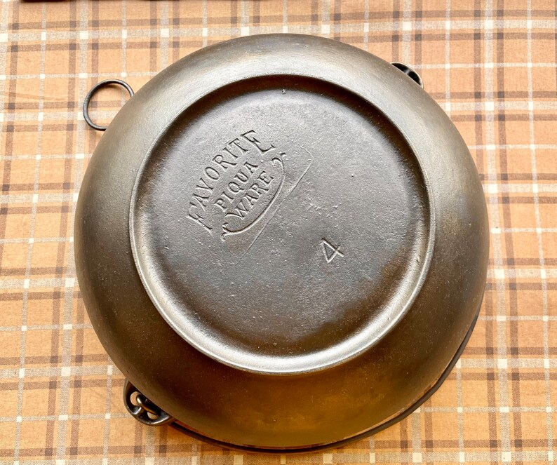 Rare! Favorite Piqua Ware #4 Smiley Logo Cast Iron Scotch Bowl - Etsy
