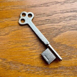 Vintage Uncut Skeleton Key Blank - Etsy