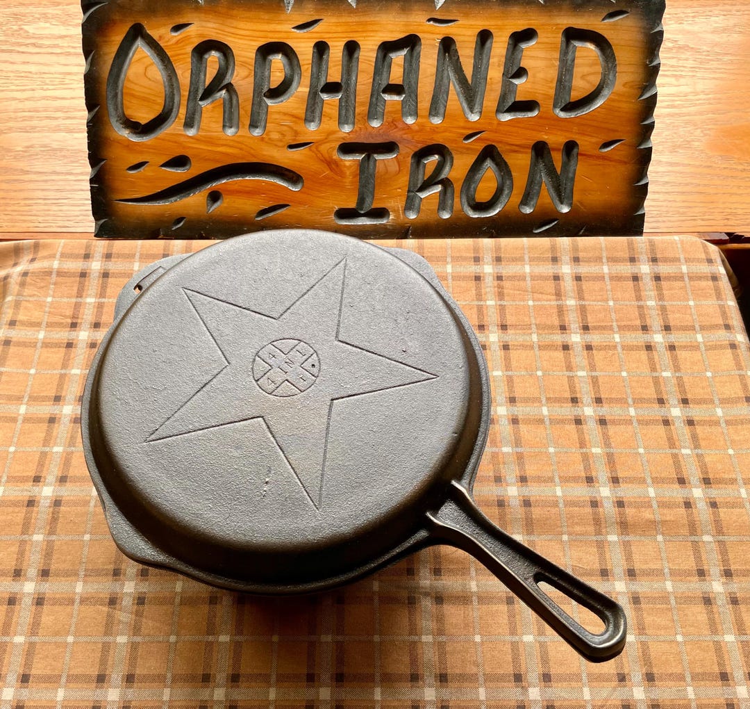 Lodge Foursome 4 in 1 Combo Cast Iron Skillet Set - Etsy