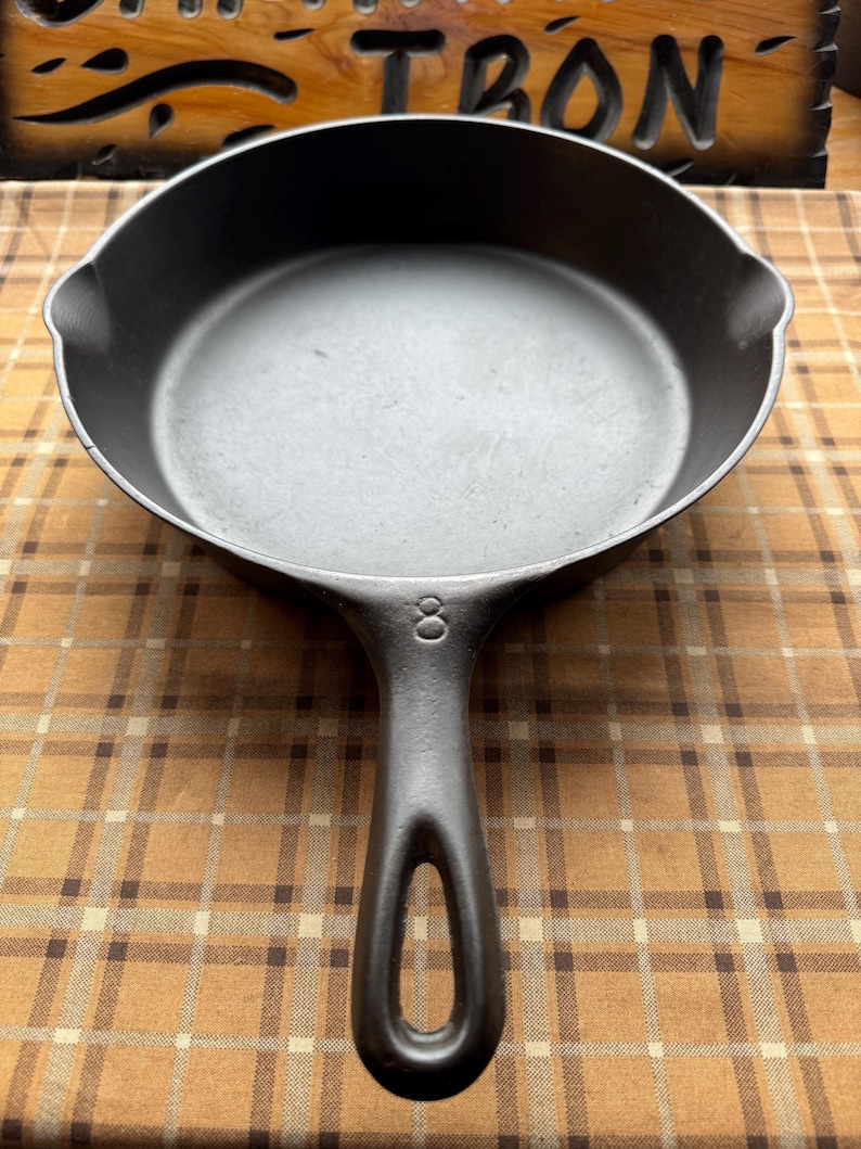 Vollrath #8 Sheboygan Wisconsin Cast Iron Skillet - Etsy