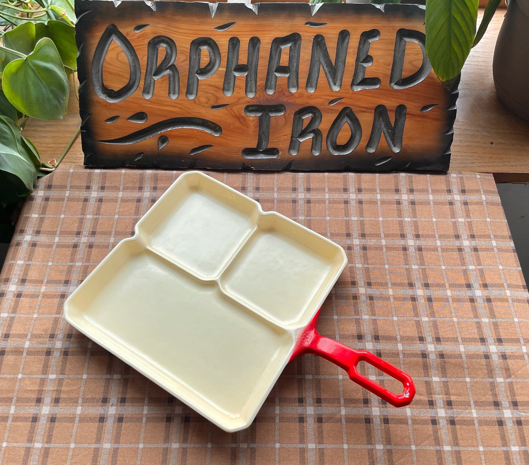 Griswold #666 Red and Cream Large Block Logo Divided Breakfast Square ...