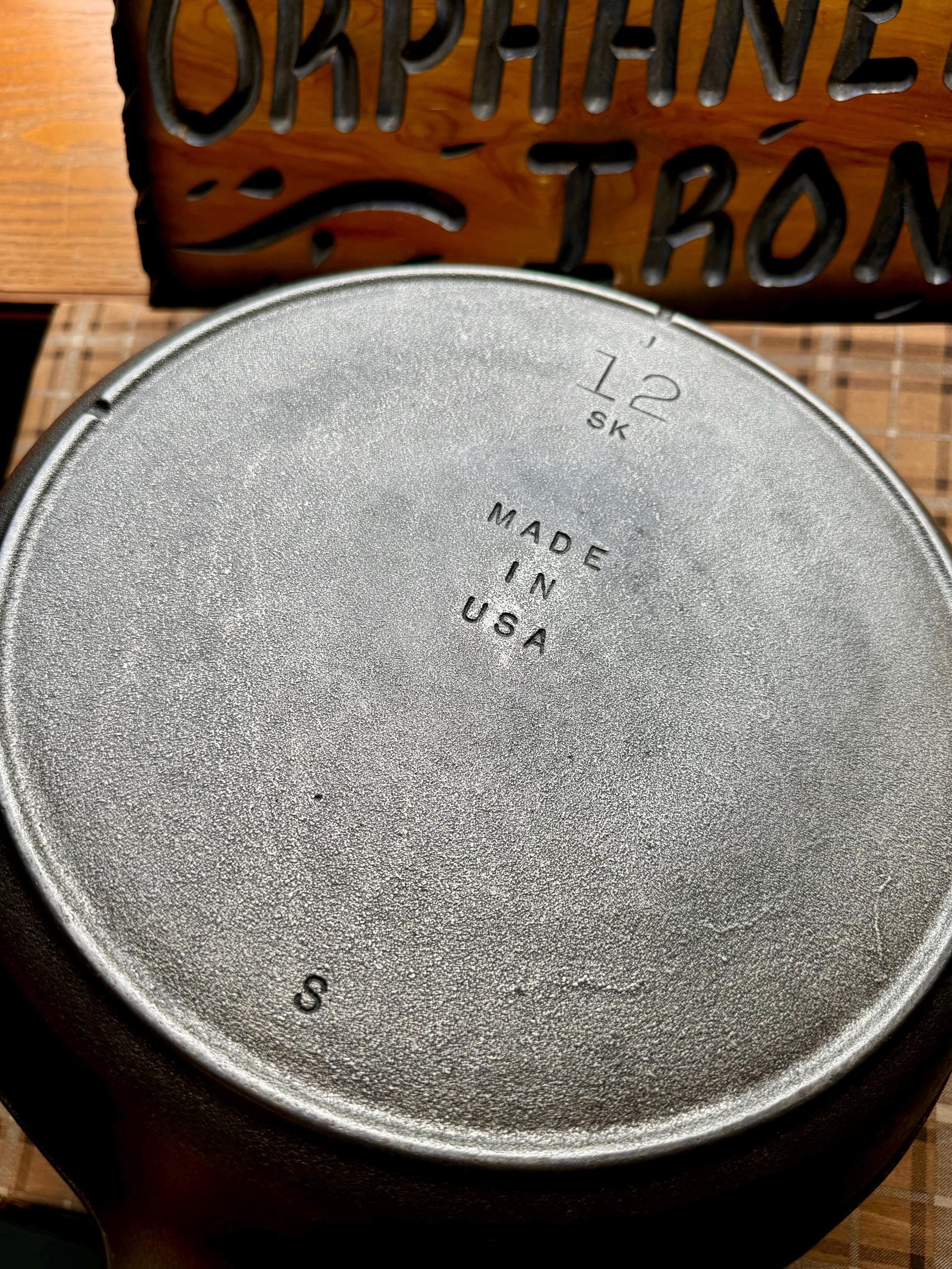 3-notch Lodge #12 Cast Iron Skillet With Basting Lid MIU - Etsy