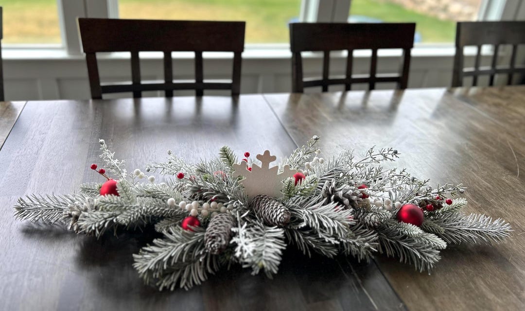 30 Frosted Red White Snowflake Holiday Centerpiece Swag,candycane ...