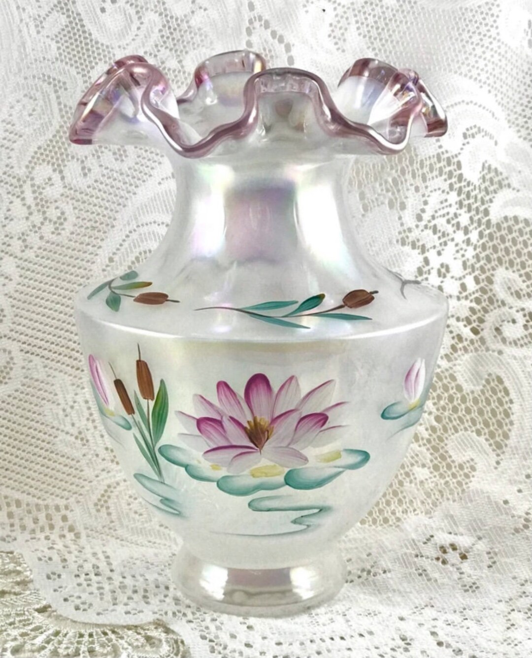 Rare Fenton Vase, Hand-painted Water Lilies & Cattails, Vintage Art ...