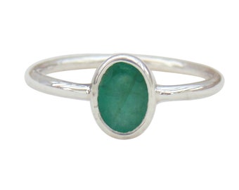Middle Emerald Finger Ring - Etsy