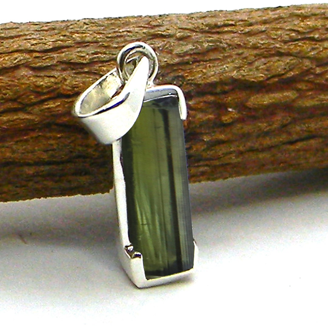Splendid GREEN TOURMALINE Pencil Gemstone Pendant,tourmaline Pencil ...