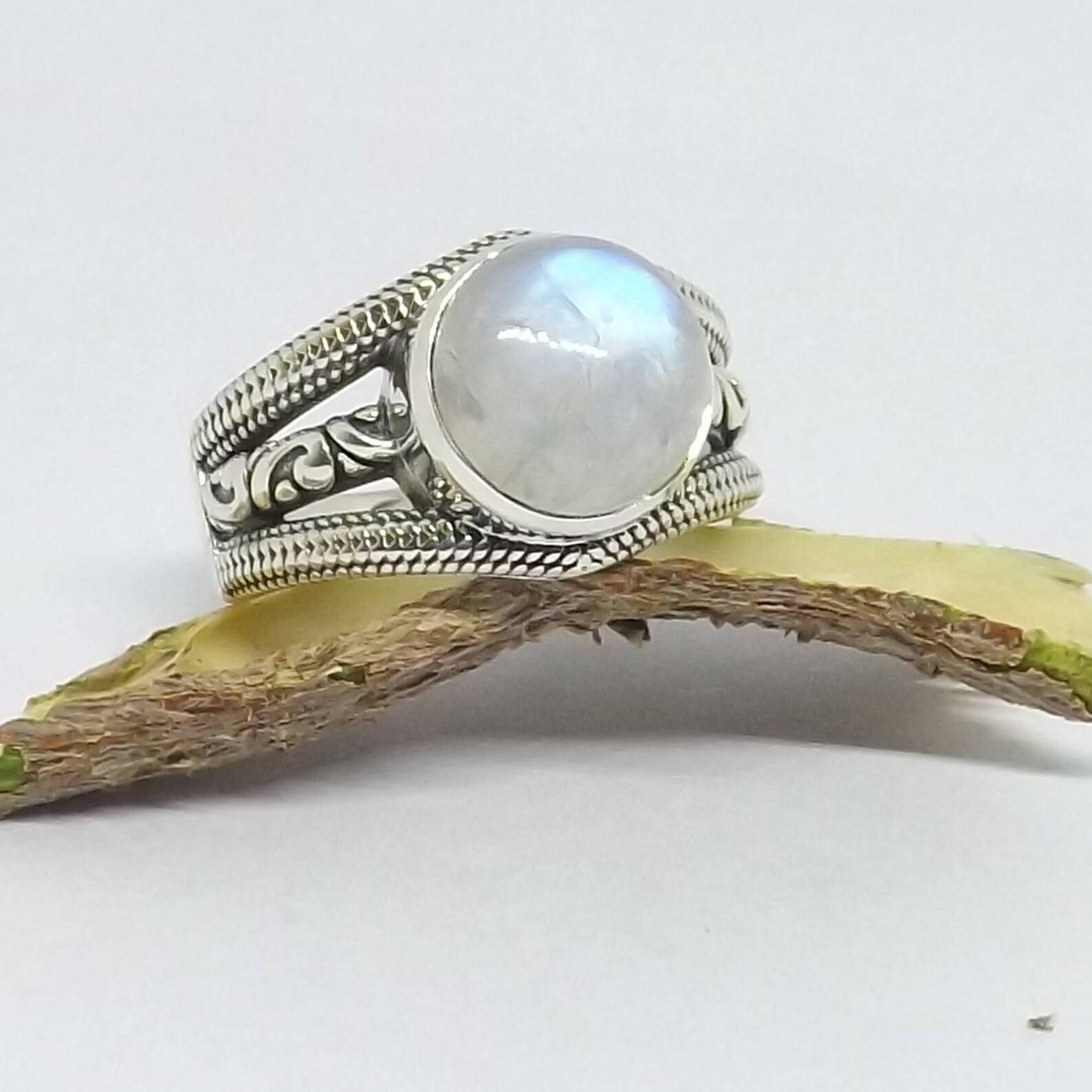 Natural Rainbow Moon Stone Ring - 925 Sterling Silver Jewelry - Solid ...