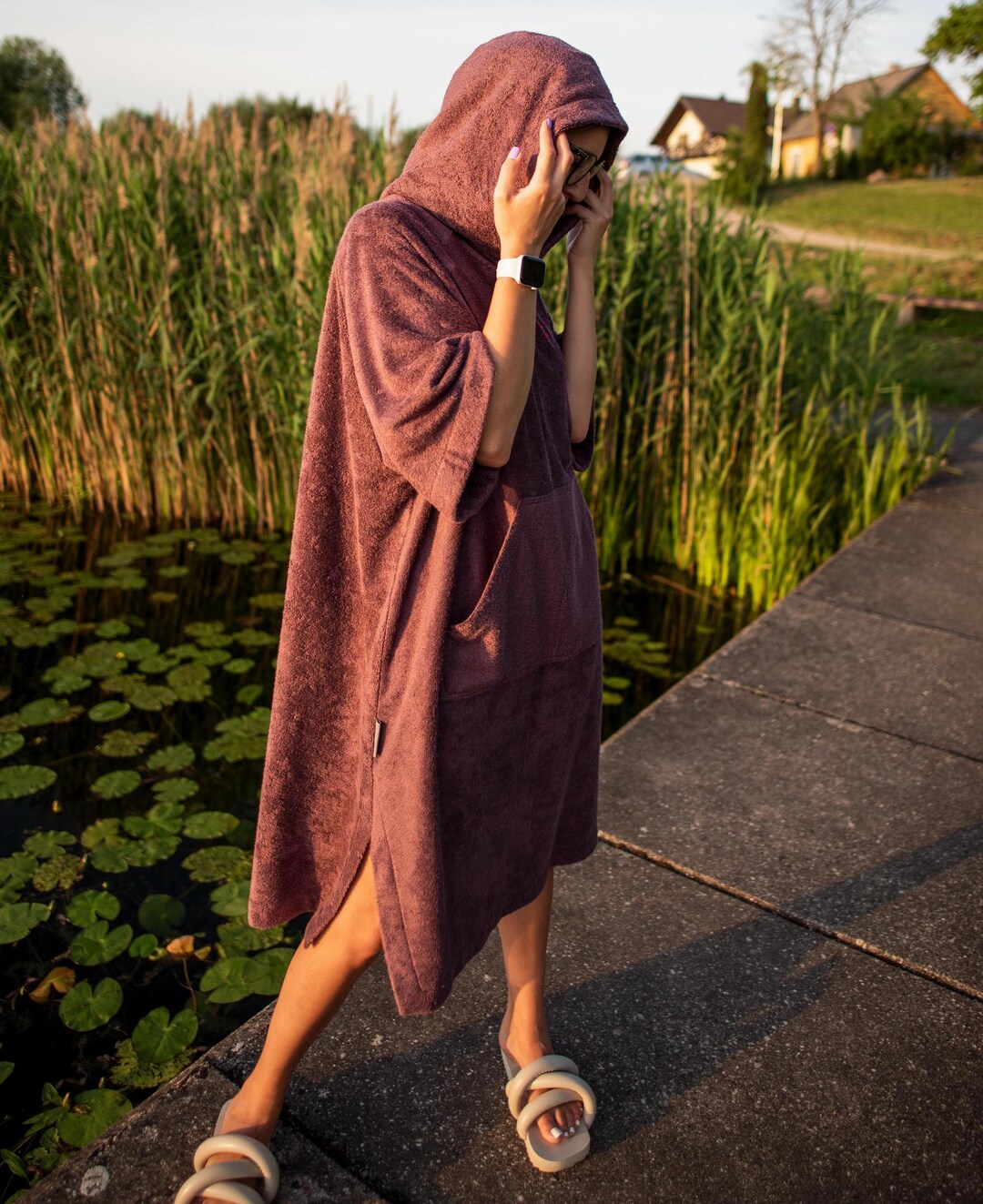 Women Beach Hooded Oversized Poncho, Maxi Cosy Poolside Cover-up Poncho ...