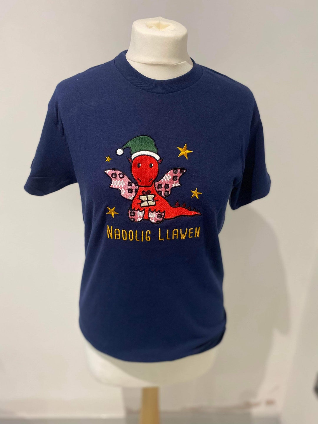 ADULT Doti and Dewi Dragon Christmas Short Sleeve T-shirt - Etsy