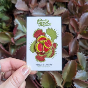 Venus Flytrap Enamel Pin: Botanical Lover Gift - Etsy