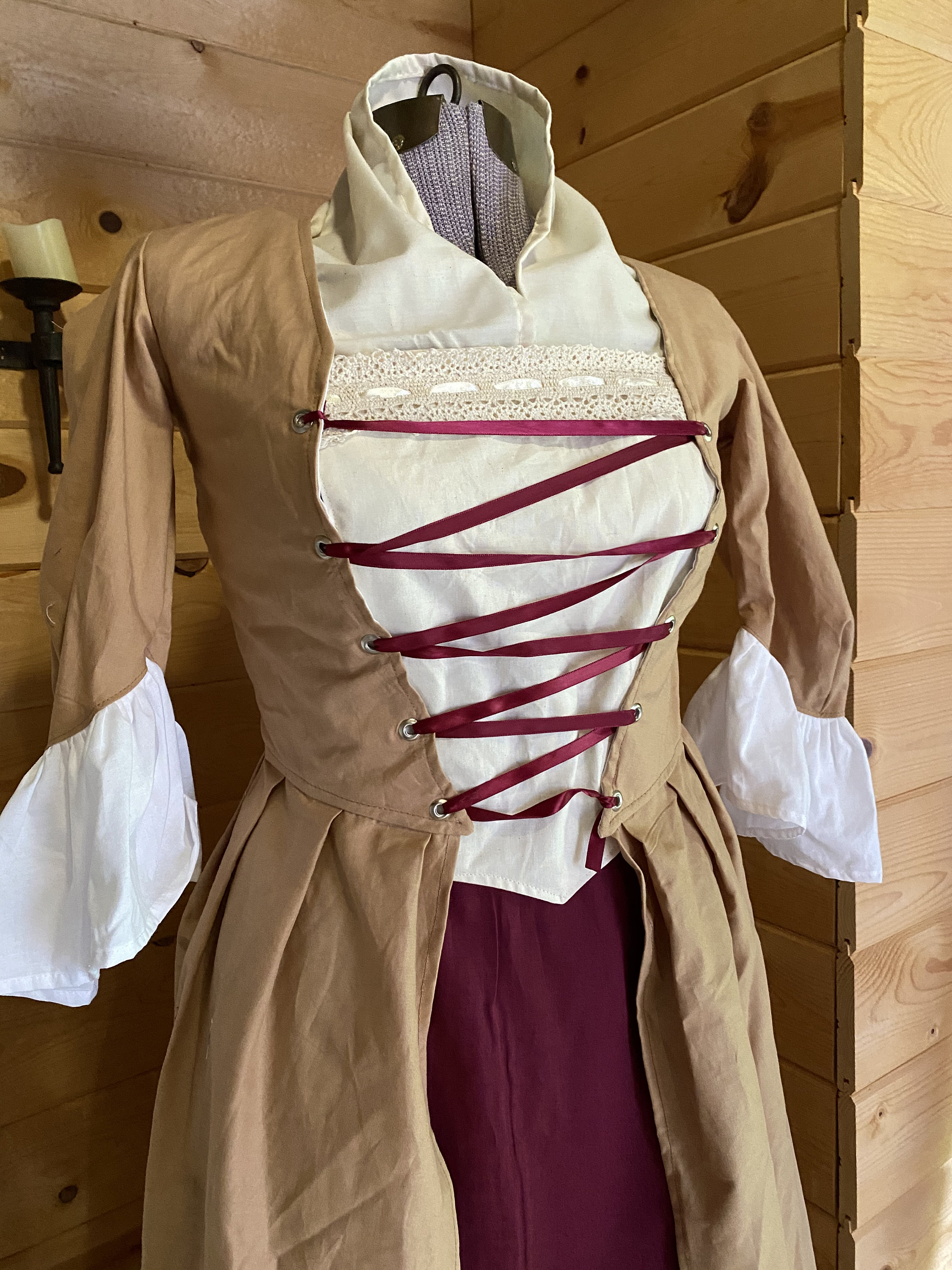 Colonial Dresses From The 1700s