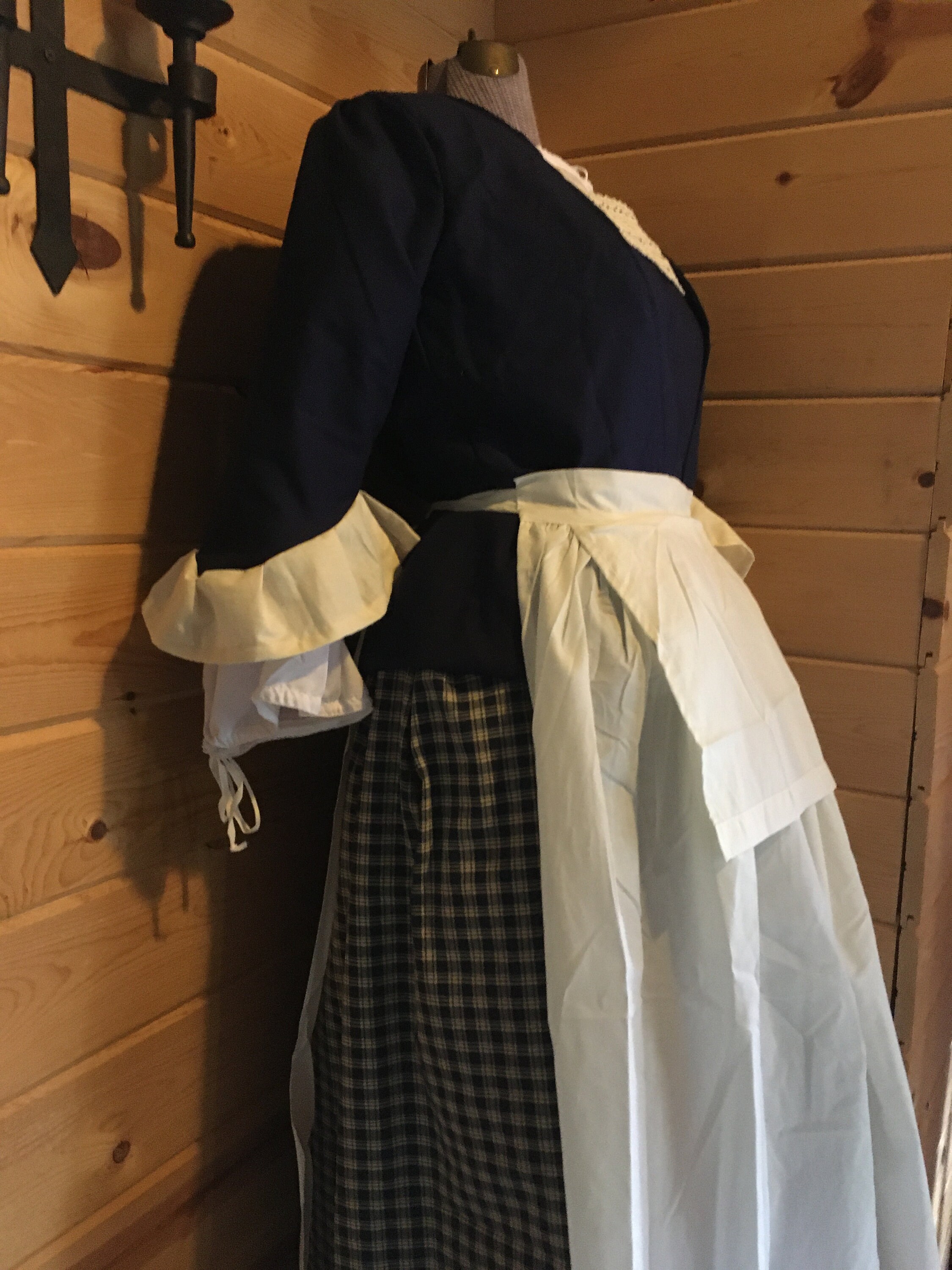 Colonial Bibbed Pinner Apron - Etsy