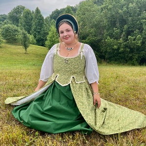 Renaissance Set - Etsy