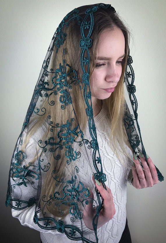 Latin Mass veil with lace design and d shape form Traditional | Etsy