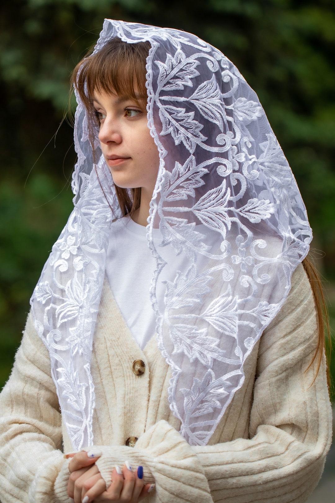Triangle Chapel Veil, Traditional Catholic Mantilla, Long White ...