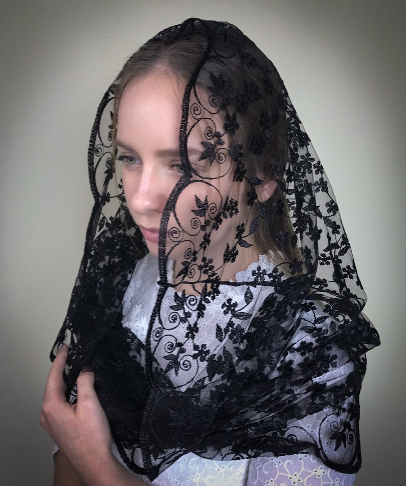 Gray Infinity Veil With Little Flowers Lace church veil | Etsy