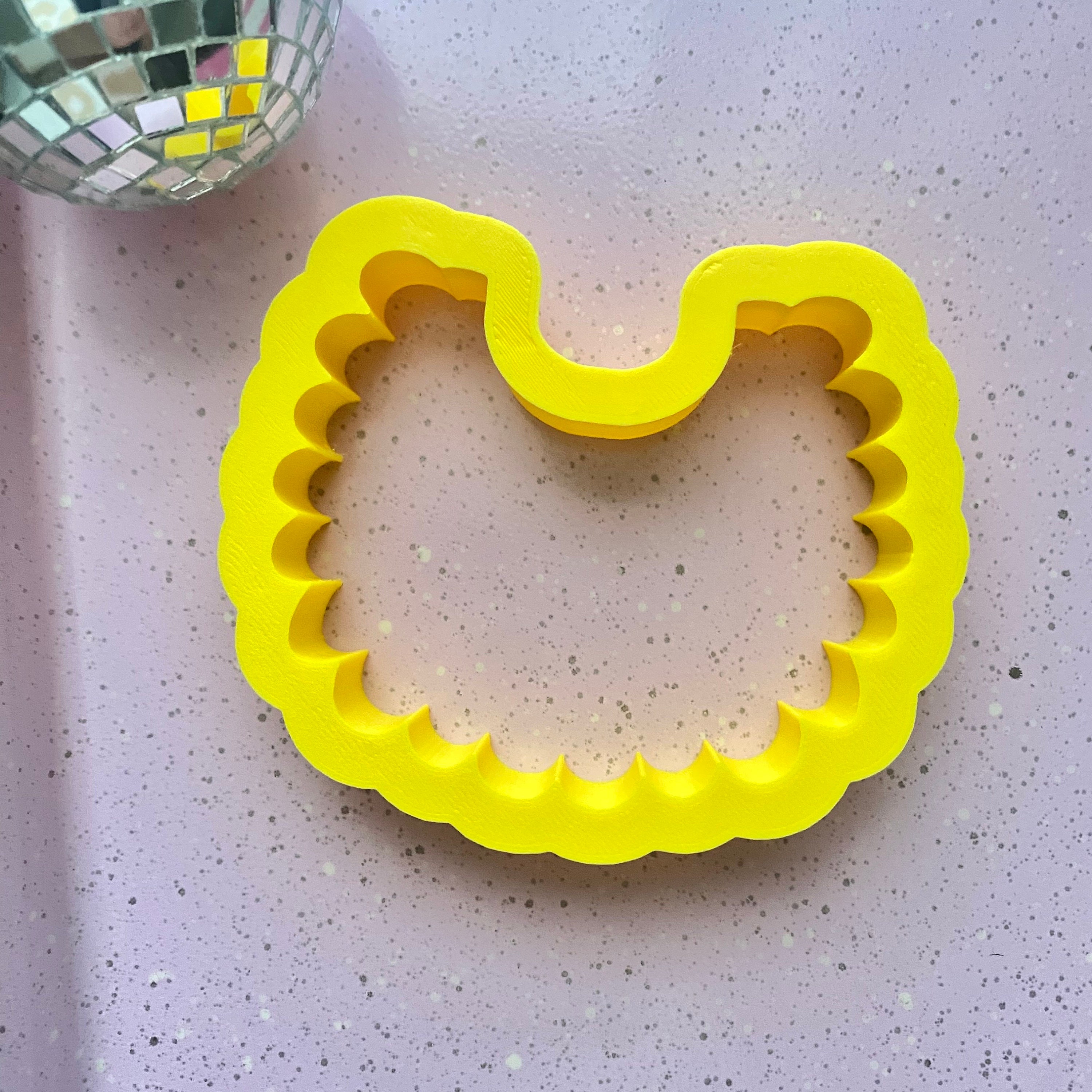 Ruffled Bib Cookie Cutter: Baby Shower Favor - Etsy