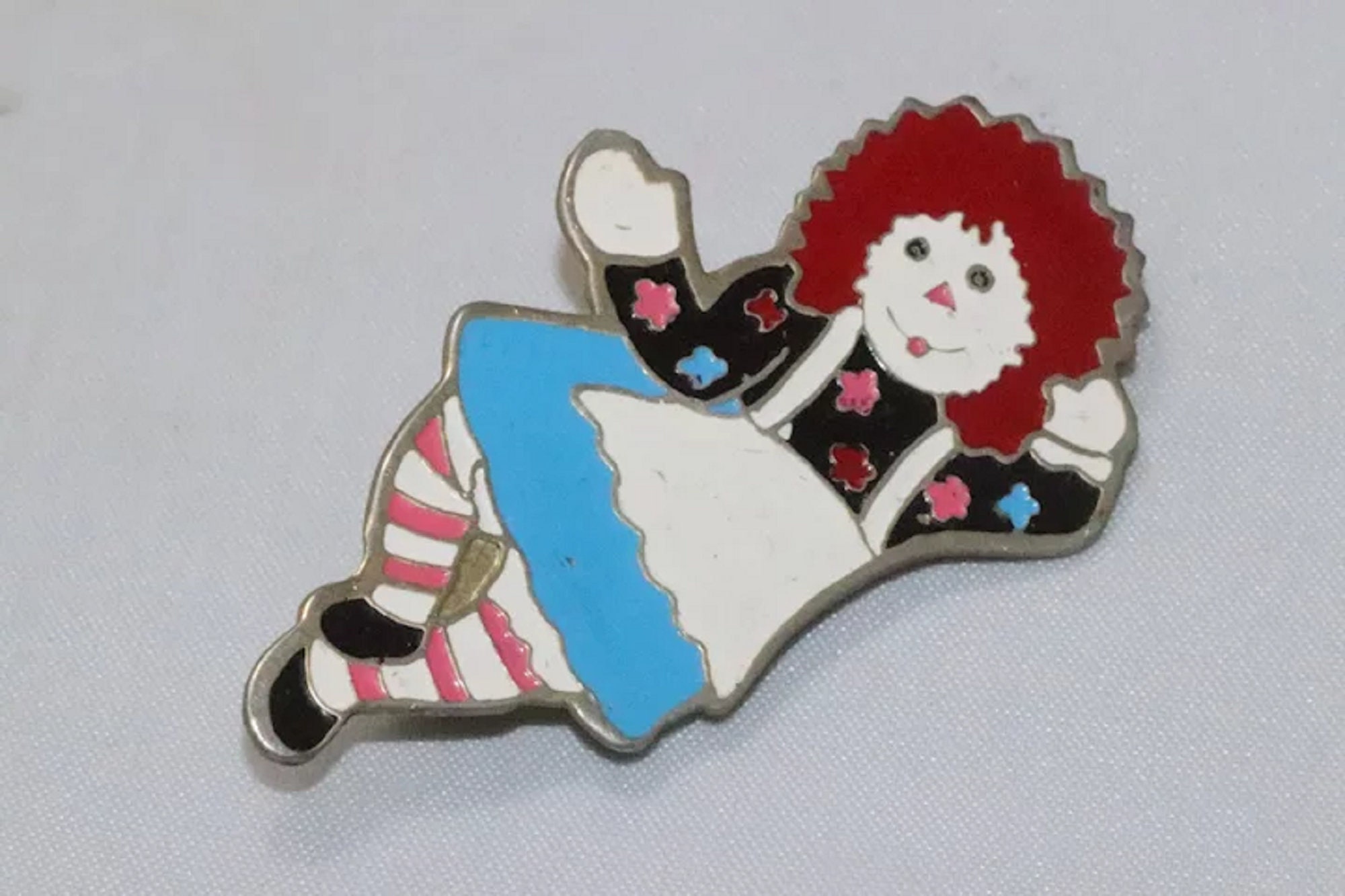 Vintage Raggedy Ann Brooch - Etsy