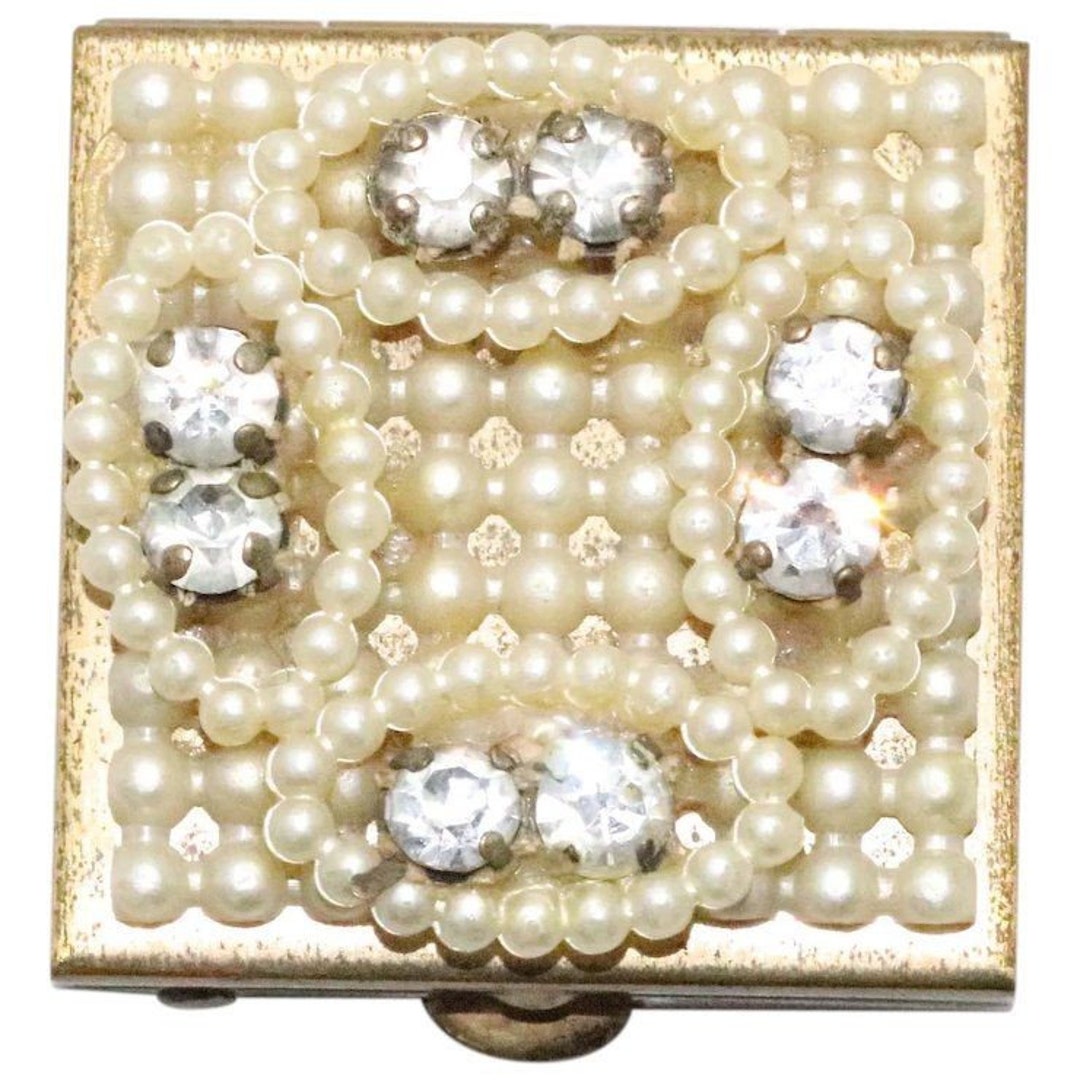 Vintage Wiesner of Miami "trickettes" Pearl Pill Box - Etsy