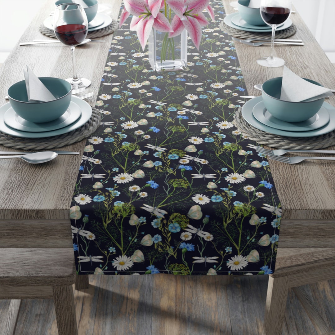 Cottagecore Table Runner, Daisies Dragonflies Table Runner, Rustic ...