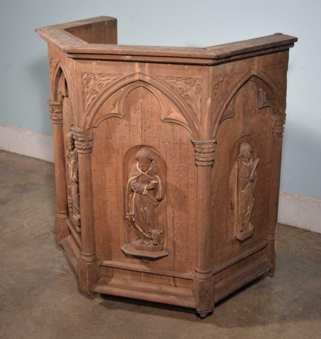 Antique (1880's) Gothic Revival Pulpit Basket in Sold Oak With Deep ...