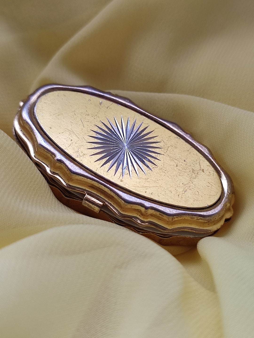 Vintage Pill Box Made in Hong Kong Retro Fashion Oval Travel - Etsy