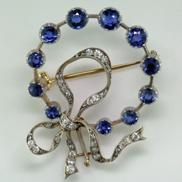 Victorian Brooch - Etsy
