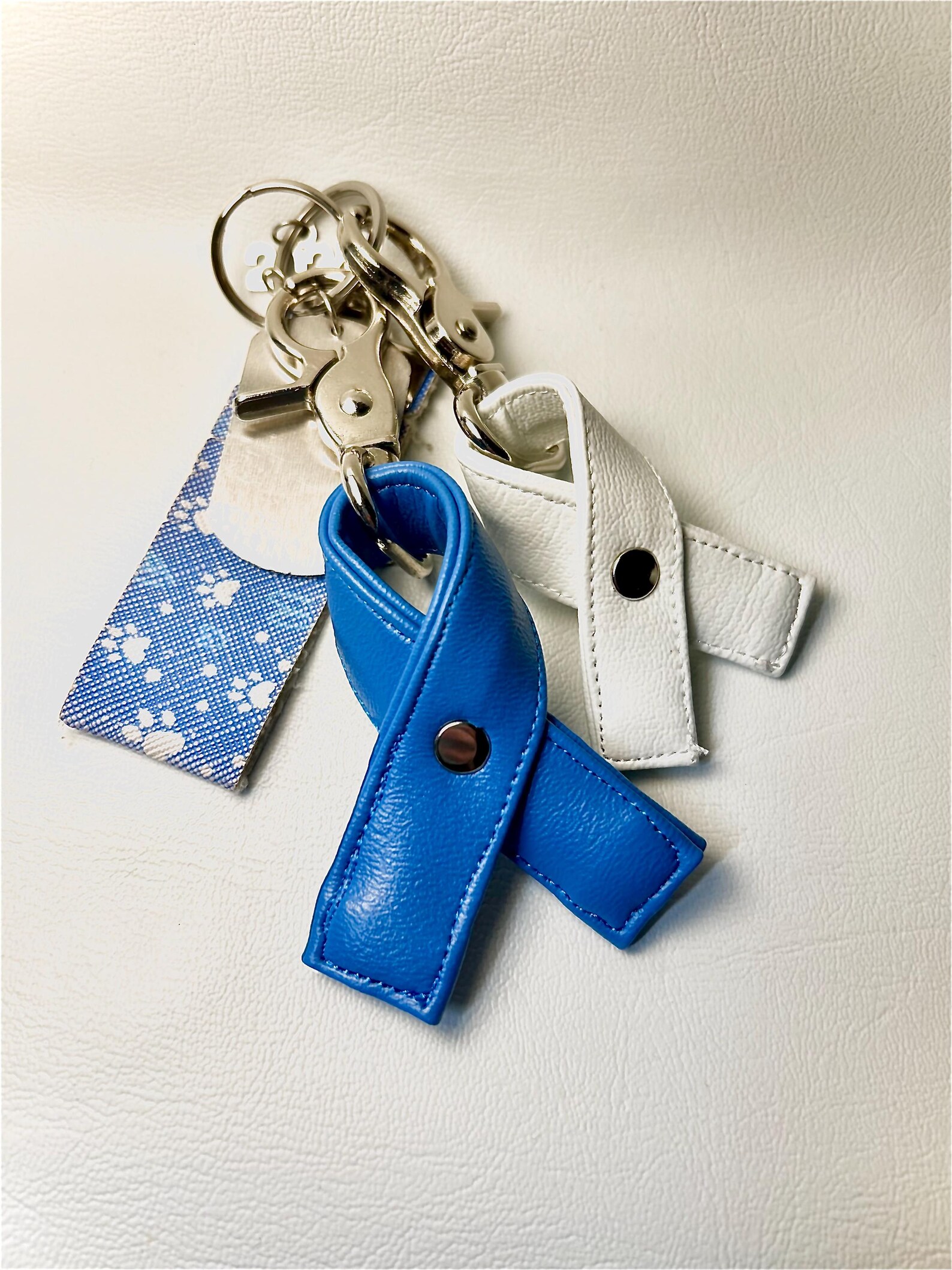 Handmade Vinyl Awareness Ribbon Keychains-durable and Thoughtful Gifts ...