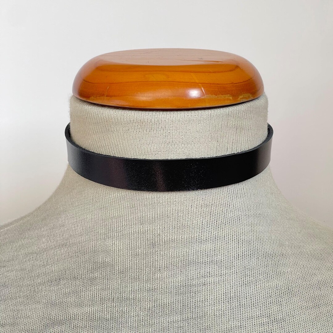 Genuine Leather Choker, Minimalist Neck Collar, Custom Size - Etsy