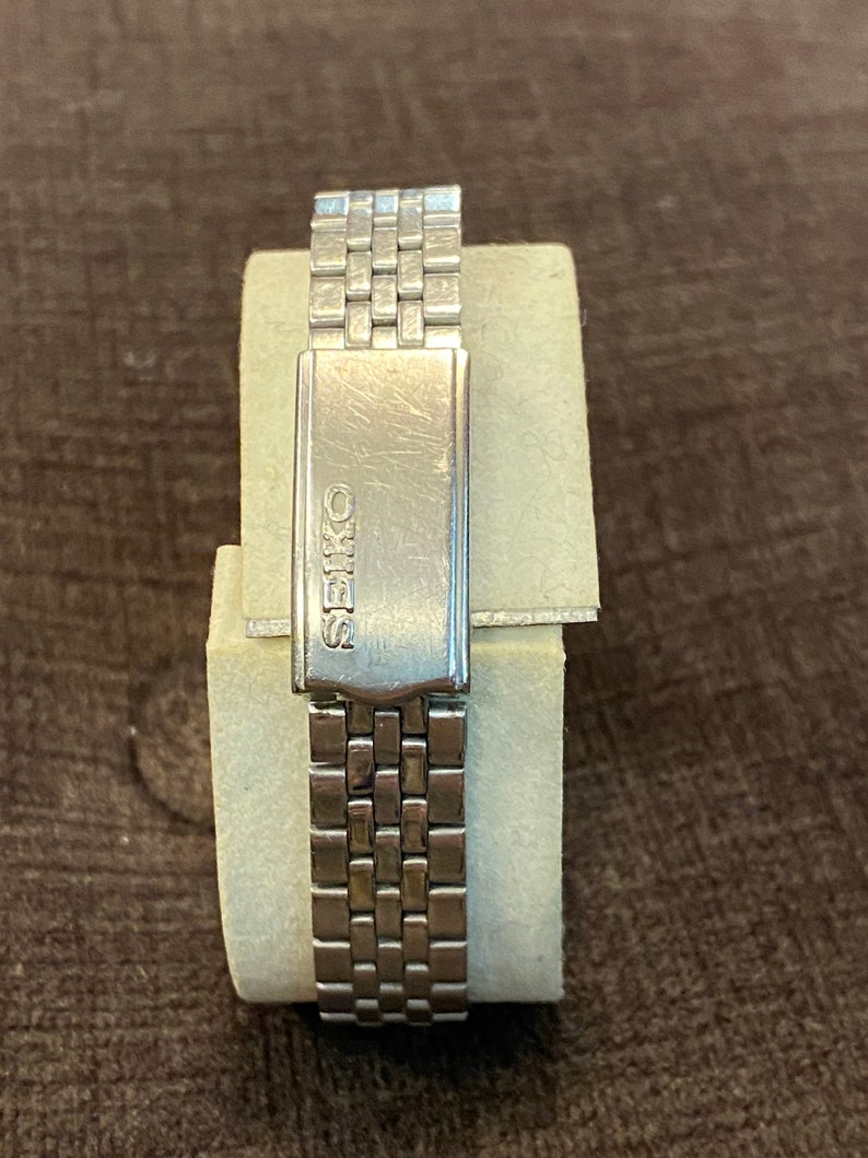 80s Seiko Wrist Watch/seiko Vintage Watch/seiko Quartz - Etsy